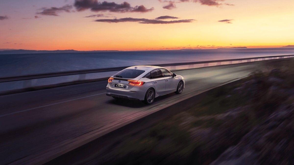 Honda Civic e:HEV: Το hatchback που αντιστέκεται - NewsAuto.gr
