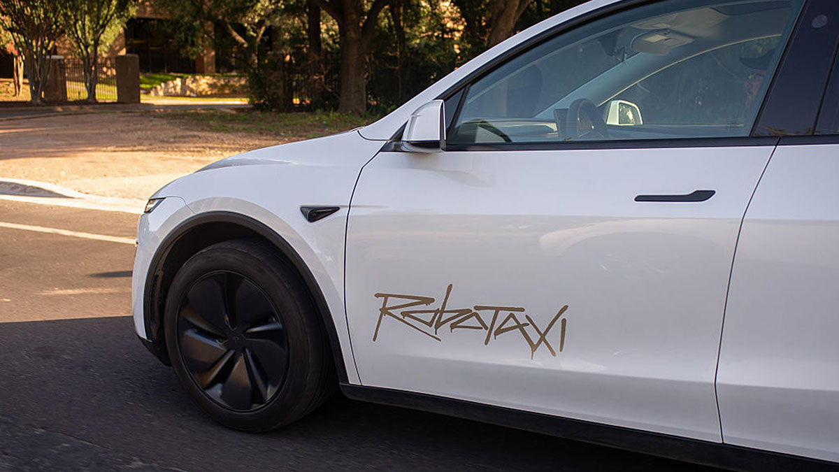 Η Tesla έλεγε πως θα έχει 1.000.000 Robotaxi. Πόσα έχει τελικά ...
